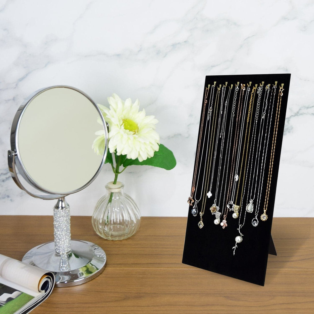 Necklace Display Pad with Easel-Nile Corp